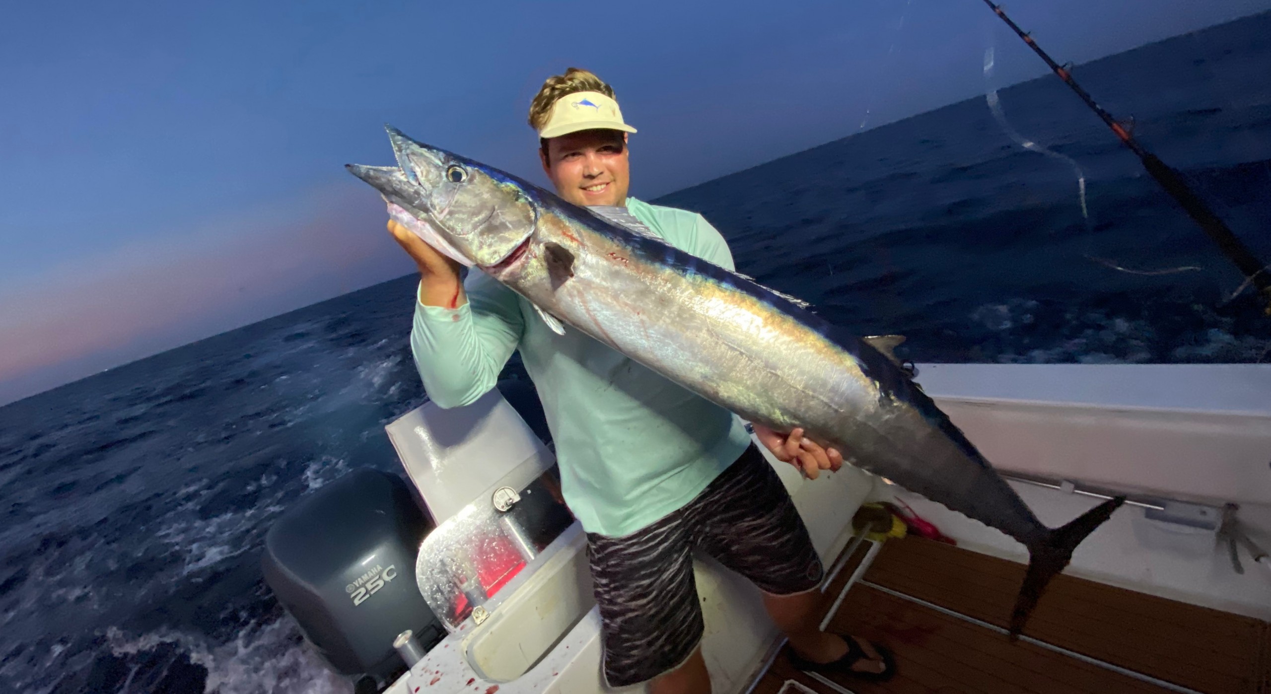 Hunting for Wahoo with SiriusXM Marine Fish Mapping - InTheBite