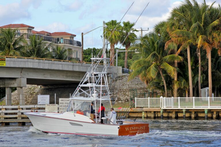 First Build: Duffie Boatworks - InTheBite